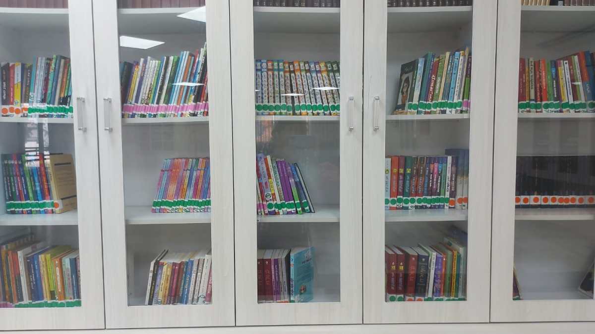 THE NEVE HANNA LIBRARY – American Friends of Neve Hanna